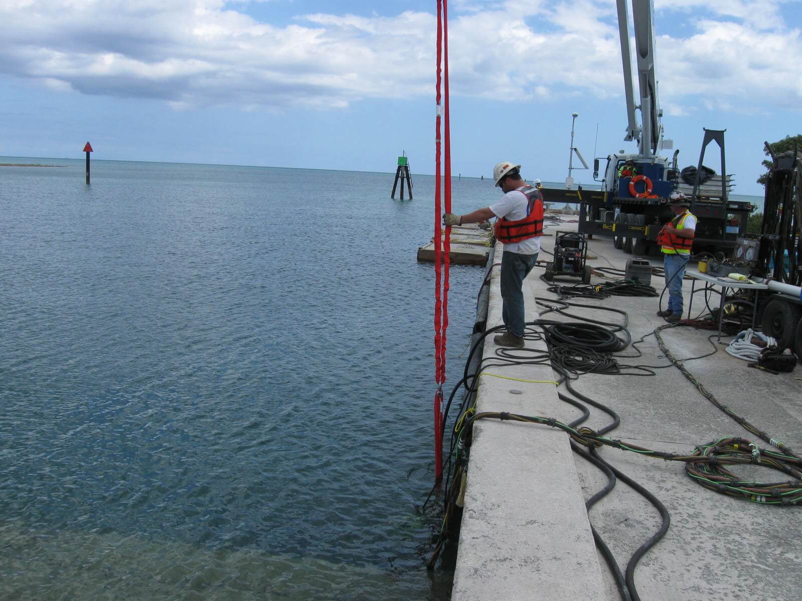 AUTEC PIER REPAIRS - Precon Marine